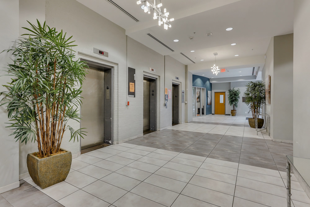 Hunter Plaza Apartments | Apartments in Fort Worth, TX