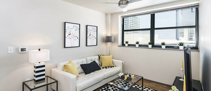 Hunter Plaza Apartments | Apartments in Fort Worth, TX