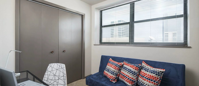 Hunter Plaza Apartments | Apartments in Fort Worth, TX